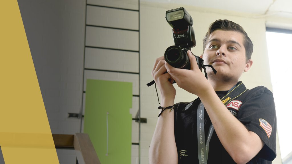 UAL Level 2 Award and Certificate in Photography - City of ...